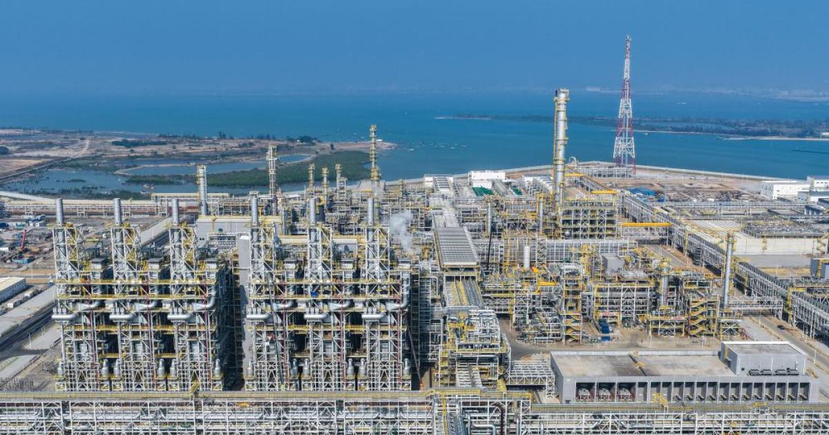 BASF nimmt den Steamcracker am BASF-Verbundstandort Zhanjiang in China ...